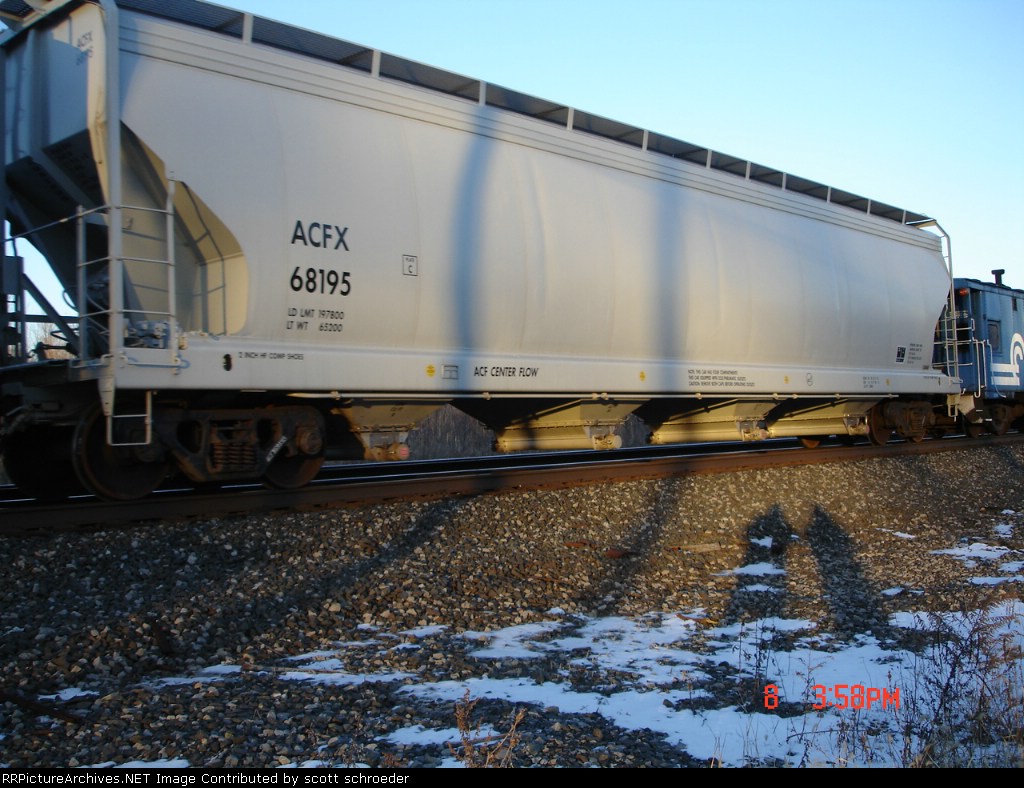 ACFX 68195 Covered Hopper WB